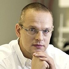 MUDr. Alexander Schill, Zubař